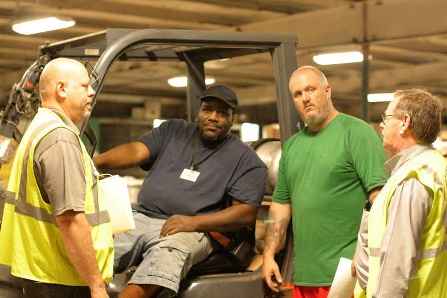 2015-08-19_yrc-dock-01 – The Online Home of Teamsters Local 710