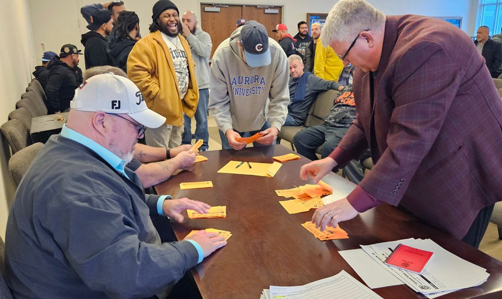 Local 710 Breakthru Drivers Unanimously Authorize Strike – The Online ...